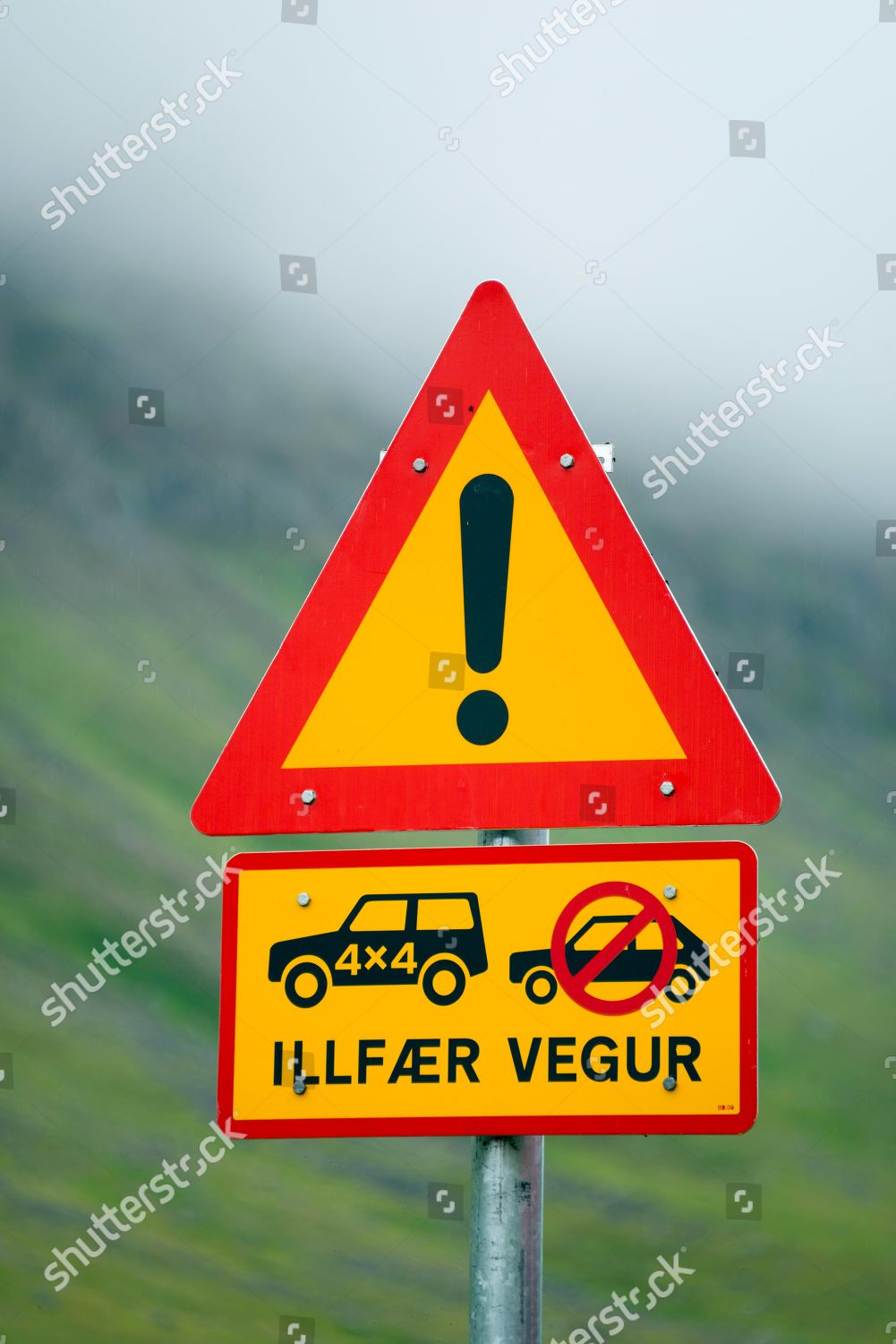 Road Sign Warning Fourwheel Drive Vehicles Editorial Stock Photo ...