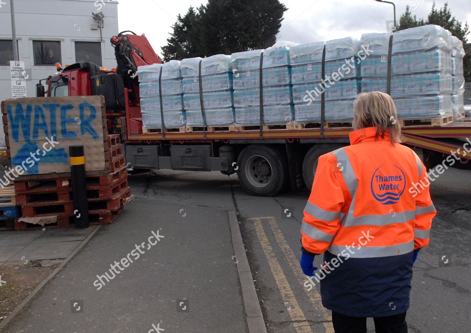 Thames Water Worker Supervises Truck Arrives Editorial Stock Photo ...
