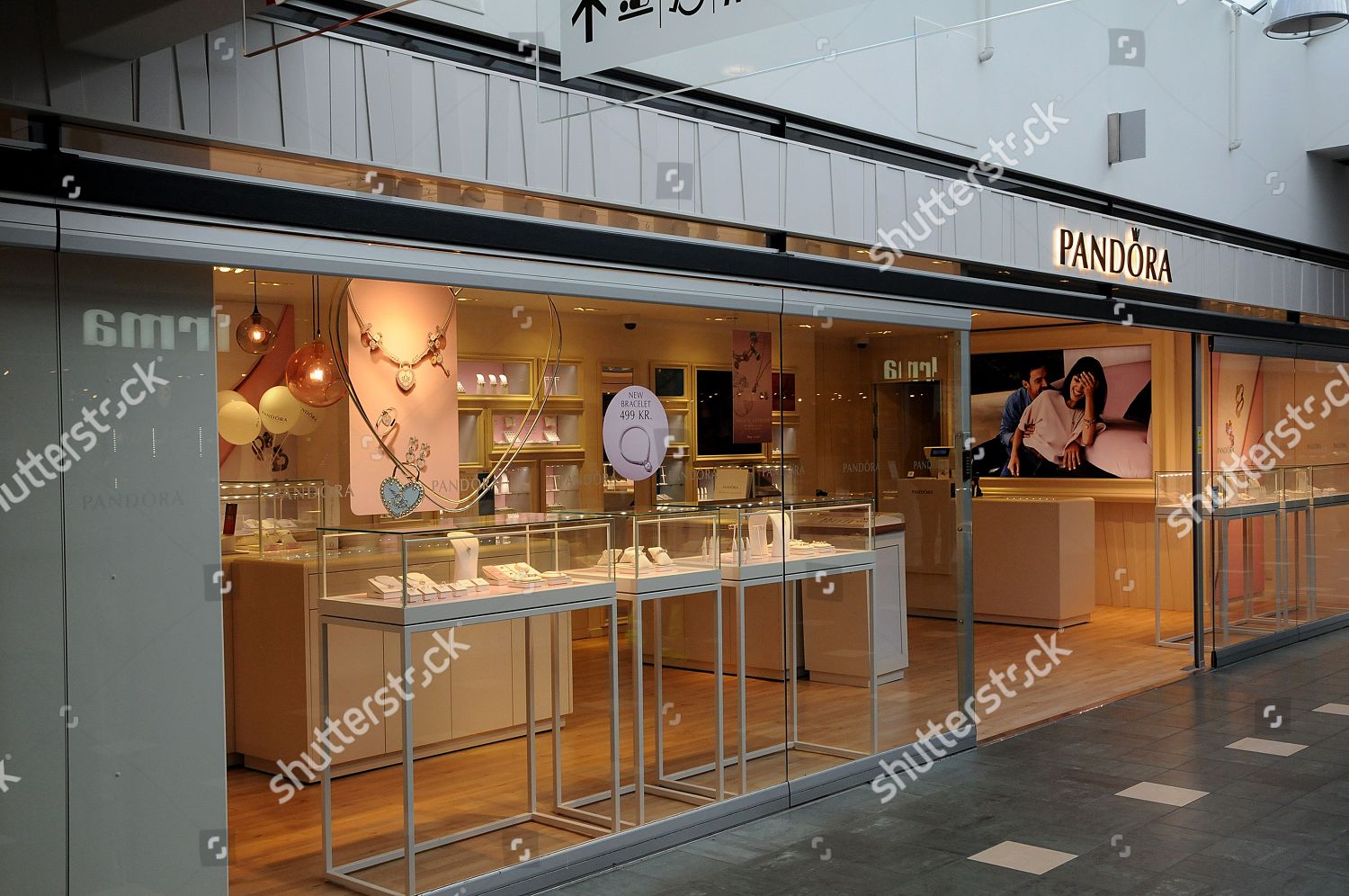 Exterior Pandora Store Locall Shopping Centre Editorial Stock Photo ...