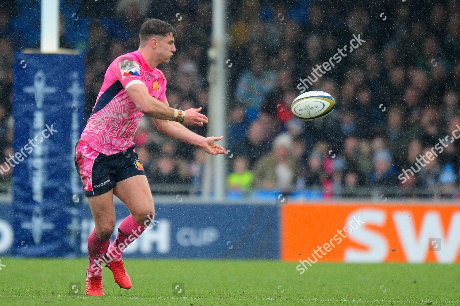 Ollie Devoto Exeter Chiefs Offloads During Editorial Stock Photo ...