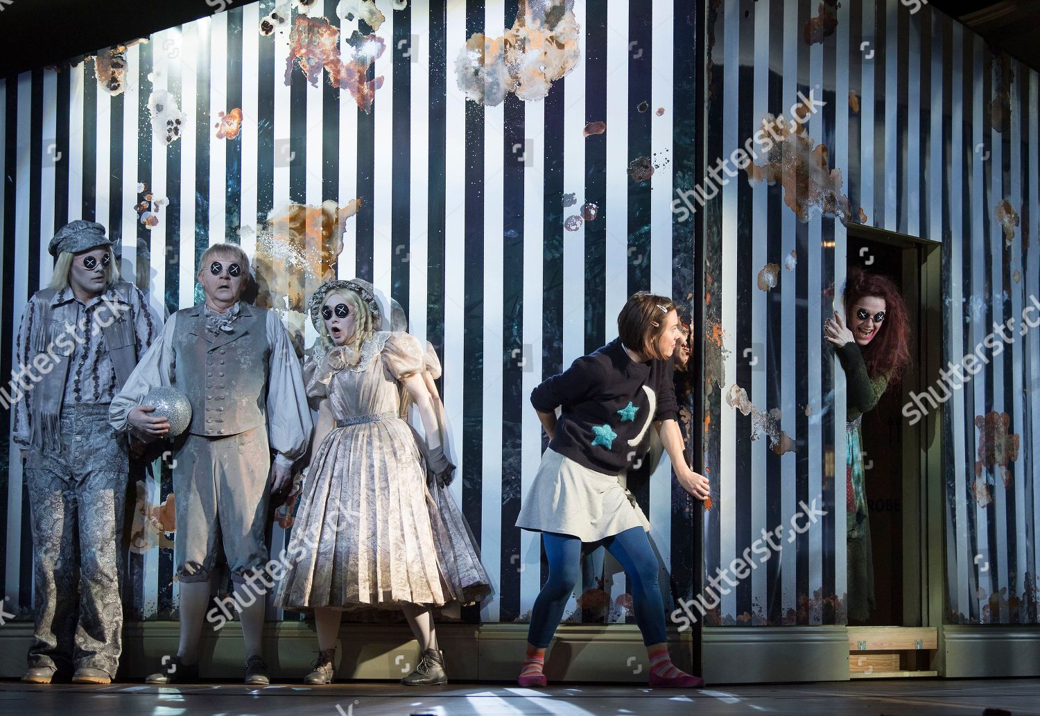 Harry Nicoll Dominic Sedgwick Gillian Keith Editorial Stock Photo ...