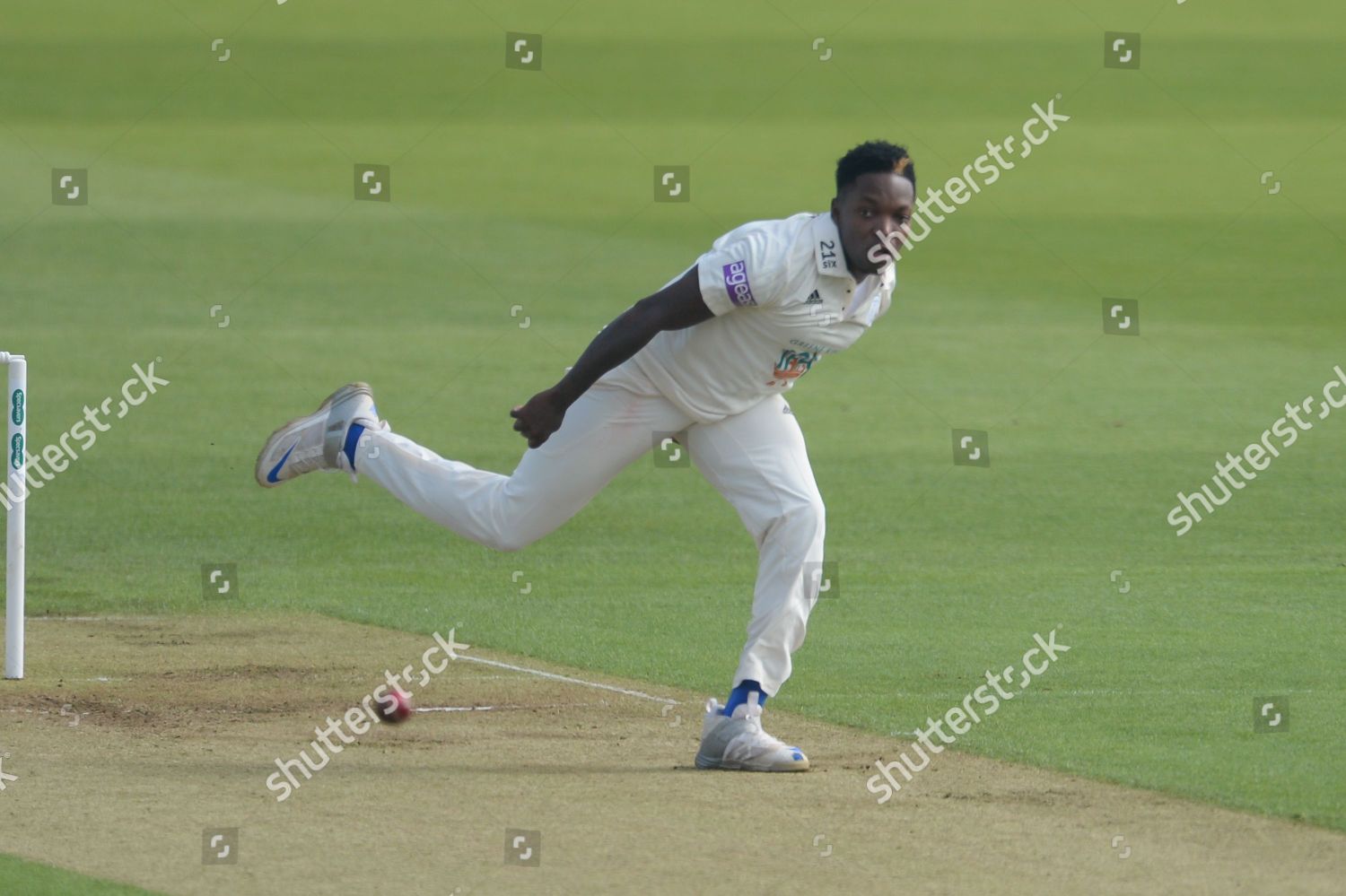 Fidel Edwards Hampshire Bowling During Specsavers Editorial Stock Photo ...