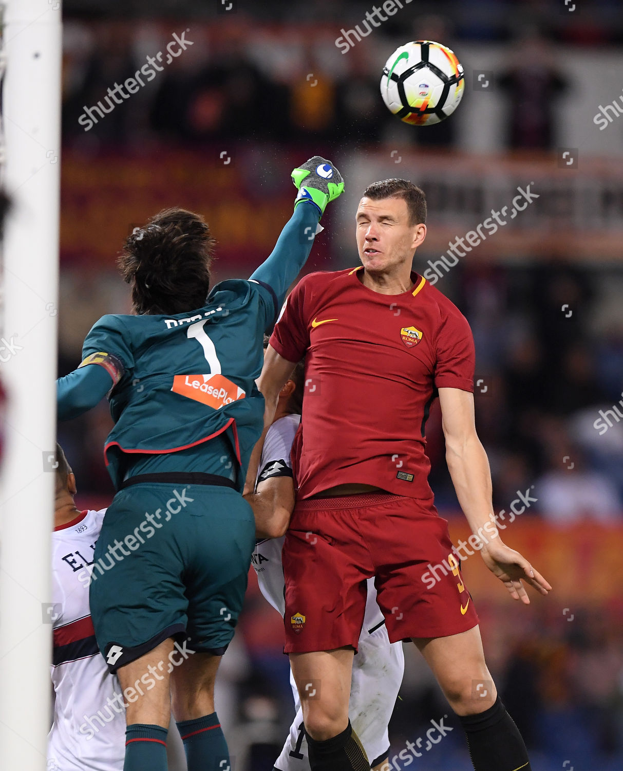 Genoas Goalkeeper Mattia Perin L Competes Editorial Stock Photo - Stock ...