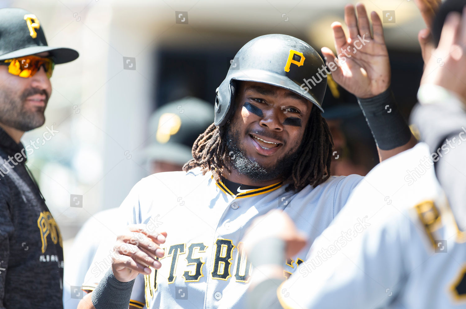 Pittsburgh Pirates First Baseman Josh Bell Editorial Stock Photo ...