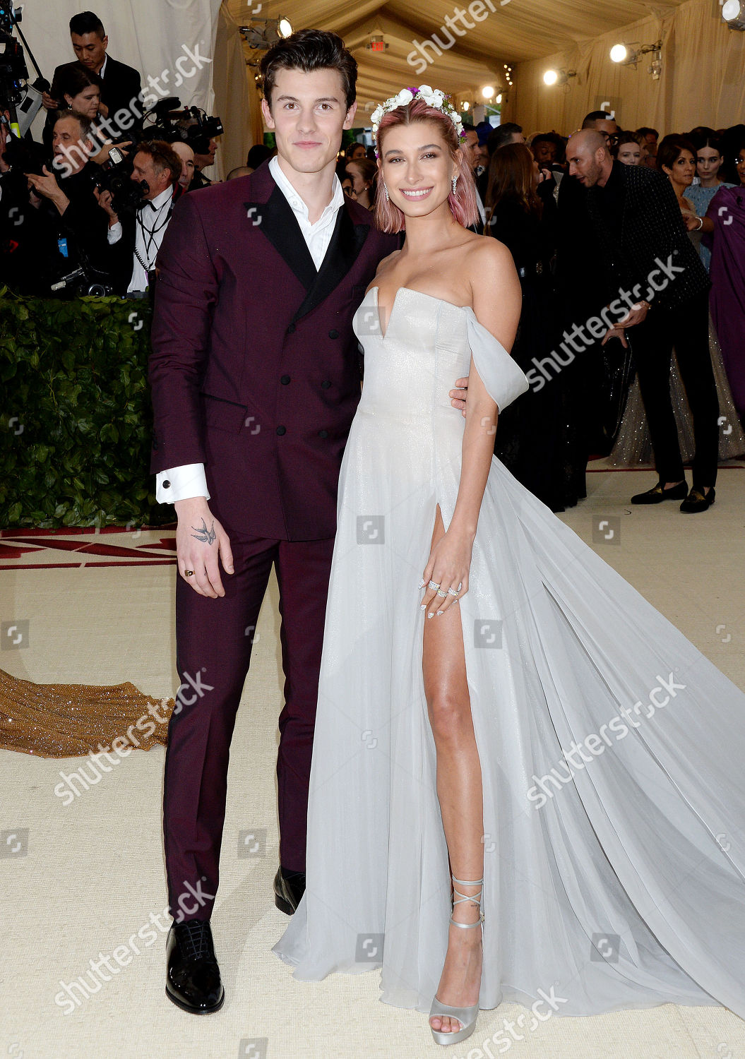 Shawn Mendes Hailey Baldwin Editorial Stock Photo - Stock Image ...