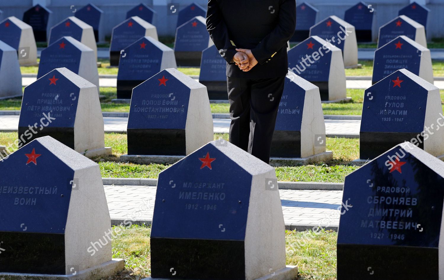 Person Pays Respect Soviet Soldier Heroes Editorial Stock Photo - Stock ...