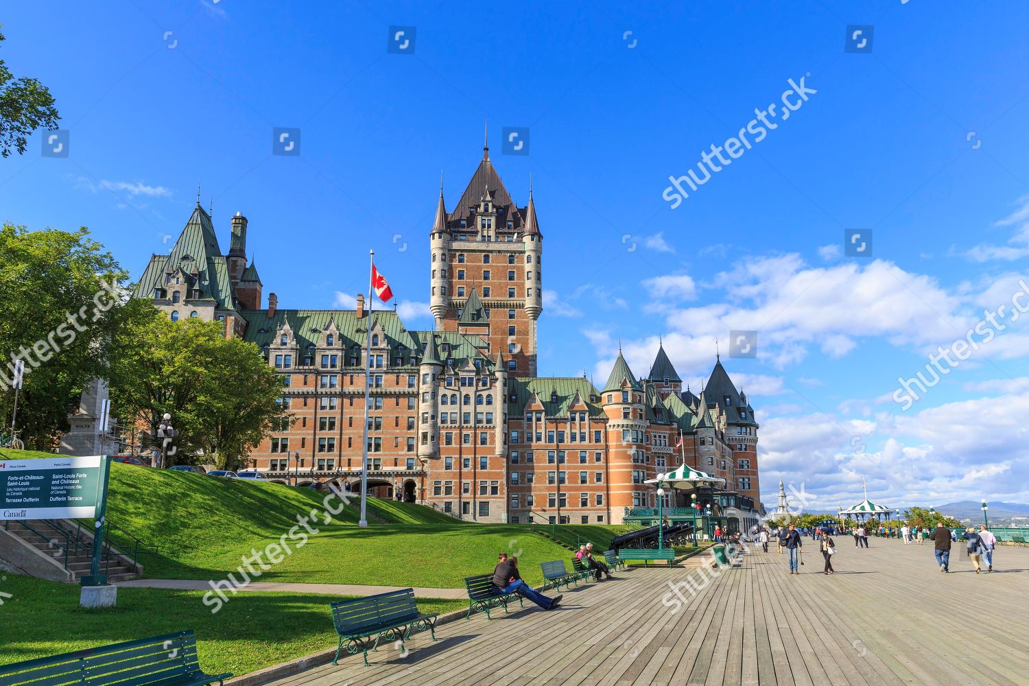 Seaside Promenade Dufferin Terrace Chateau Frontenac Editorial Stock ...