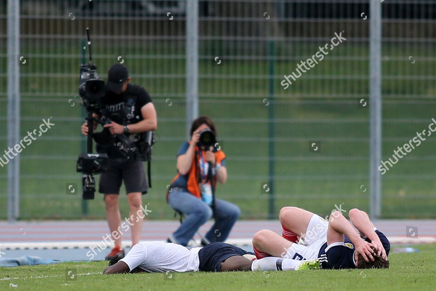 Clash Heads Keeps Cameraman Photographer Interested Editorial Stock ...