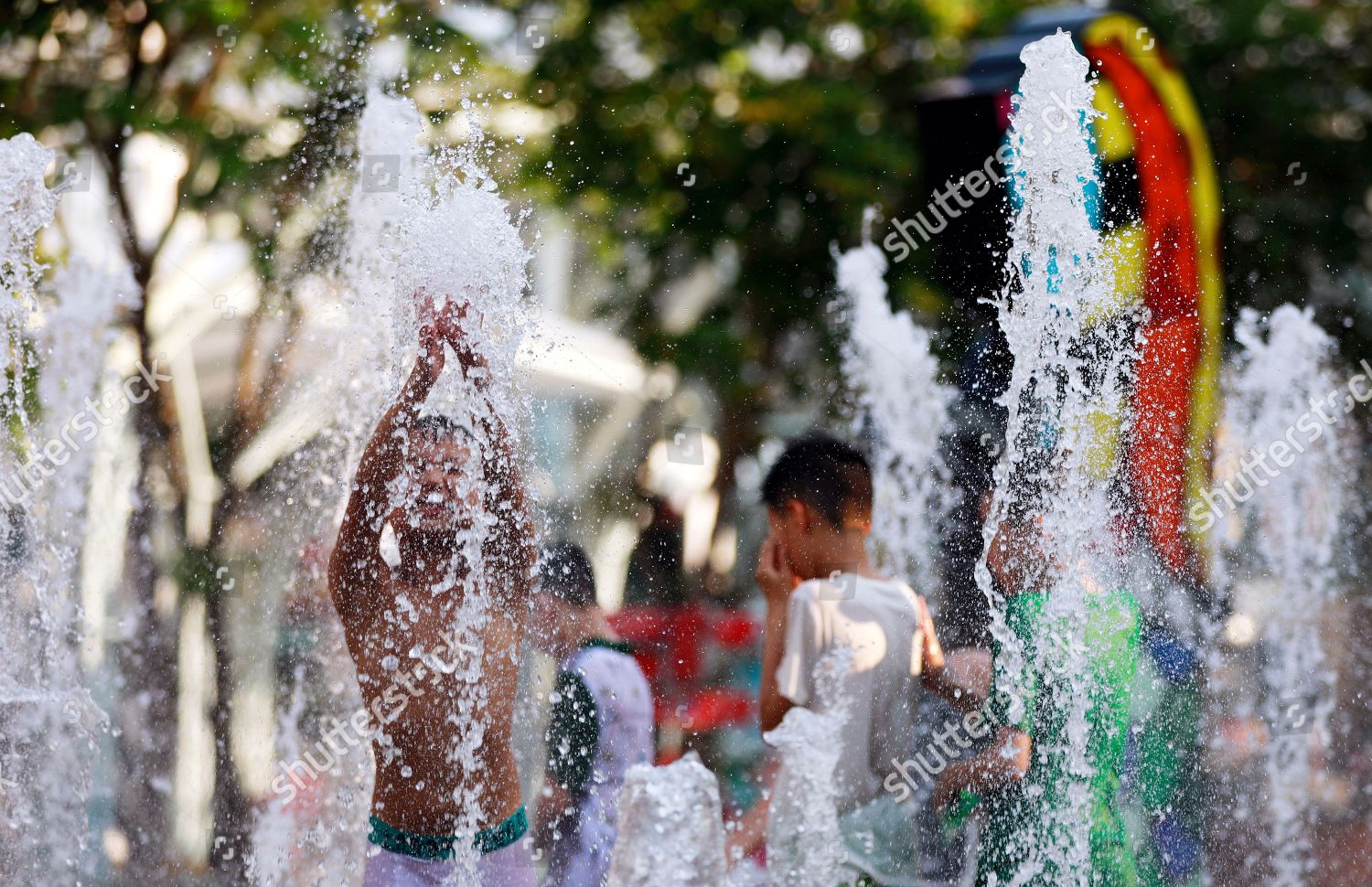 Children Play Water Fountain Sentosa Singapore Editorial Stock Photo ...