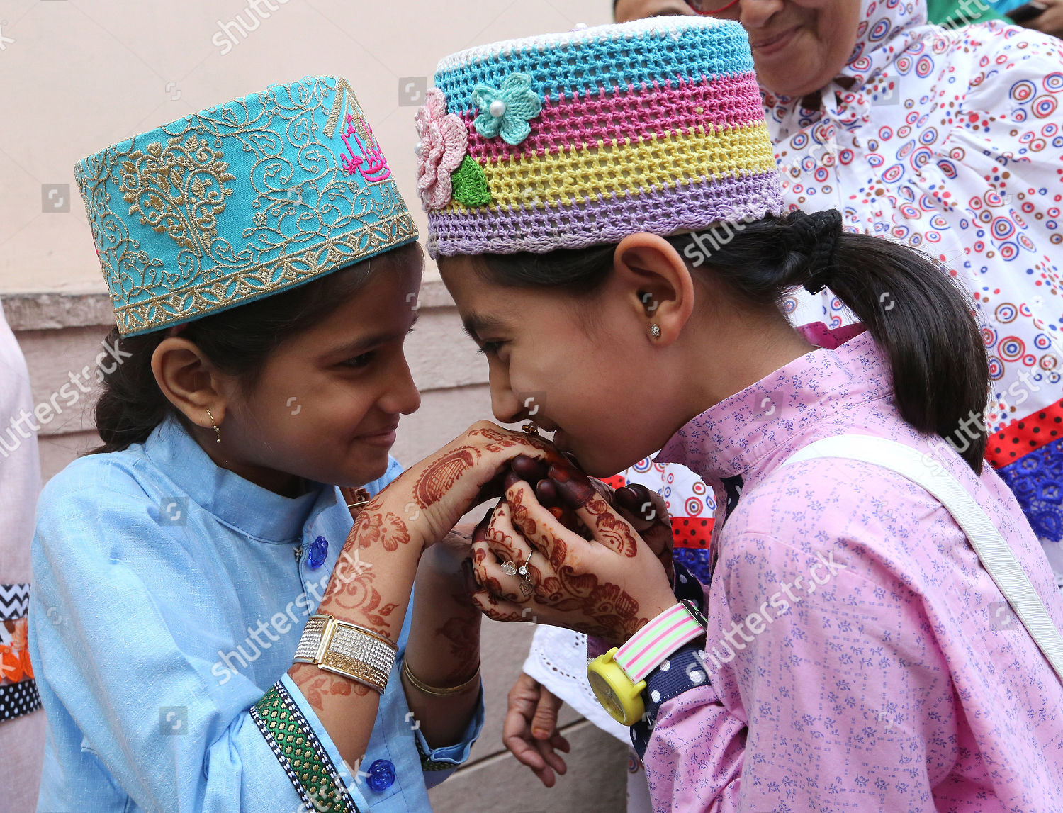 Members Dawoodi Bohra Community Greet Each Editorial Stock Photo ...