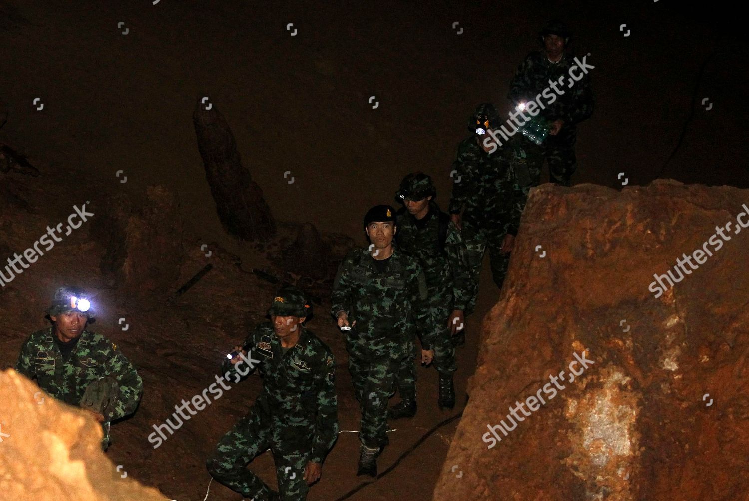 THAI MILITARY PERSONNEL SEARCH CAVE DURING Editorial Stock Photo ...