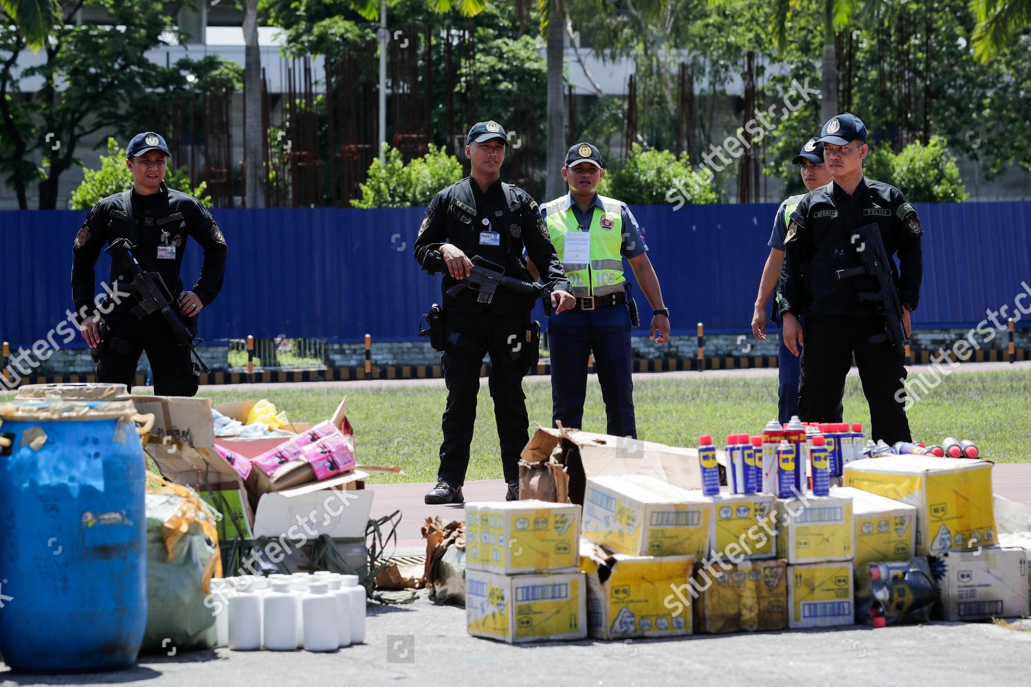 Police Officers Stand Guard During Ceremonial Editorial Stock Photo ...