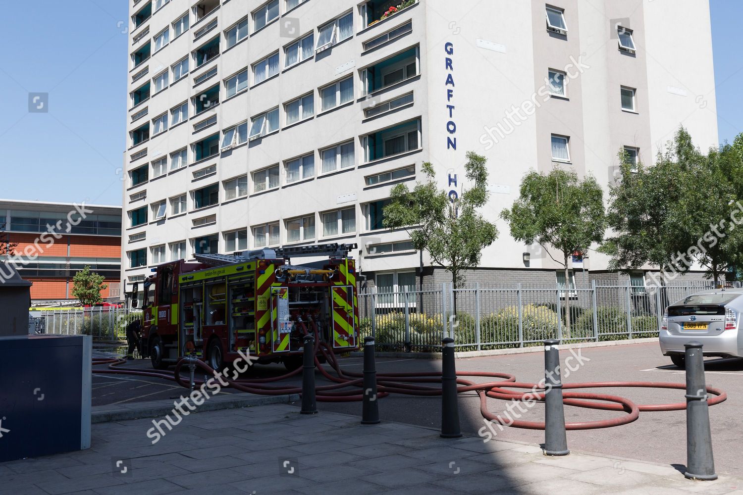 Fire Brigade Police Evacuated Residents Scene Editorial Stock Photo ...