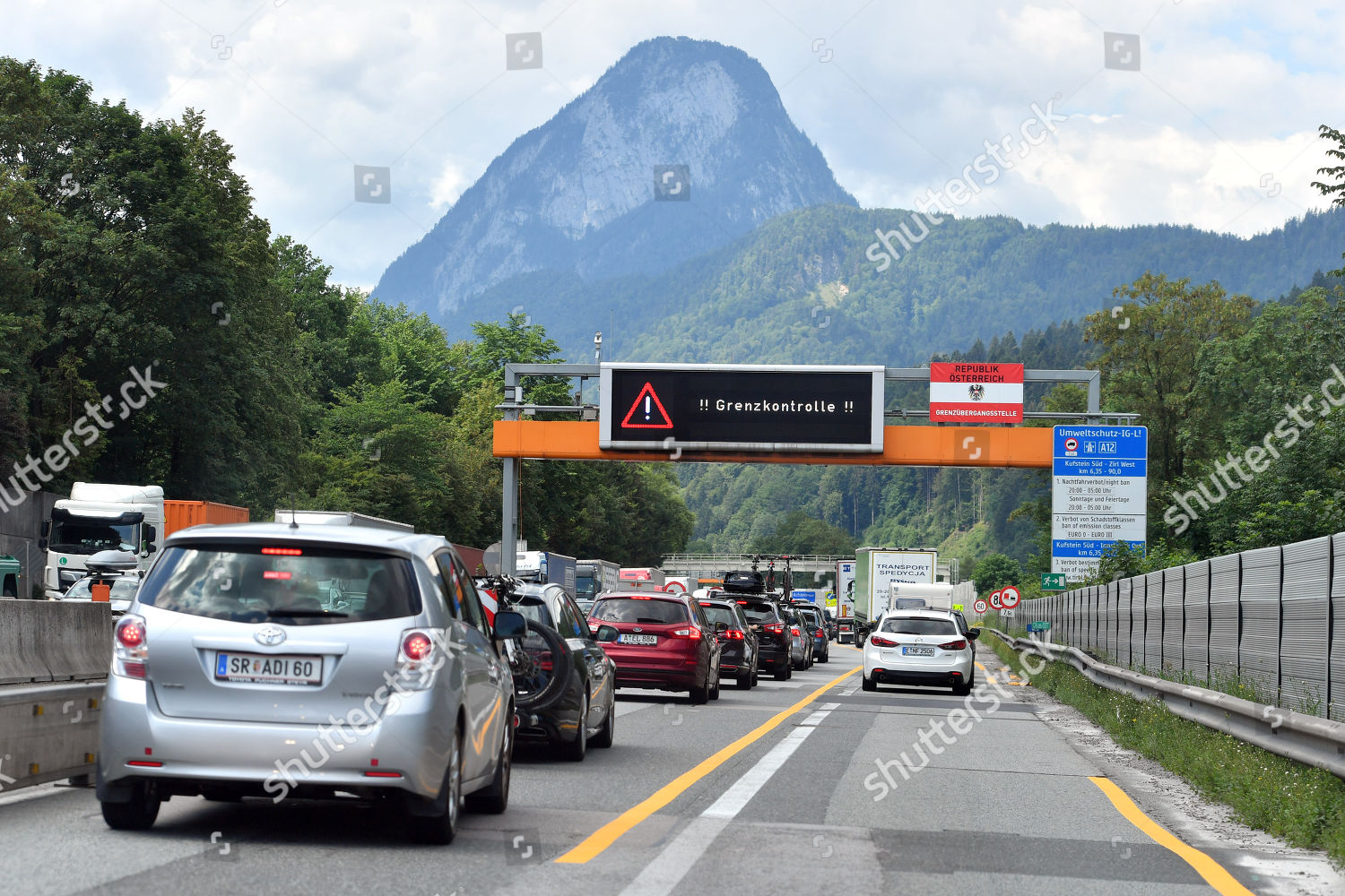 Border Police Check Cars Control Station Editorial Stock Photo - Stock ...