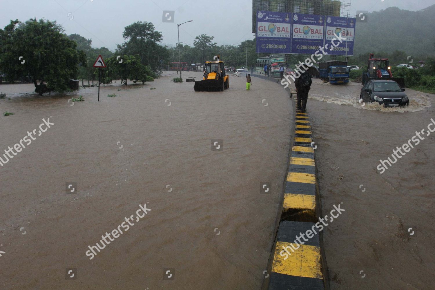 Water Logging On Ghodbunder Road Near Editorial Stock Photo - Stock ...