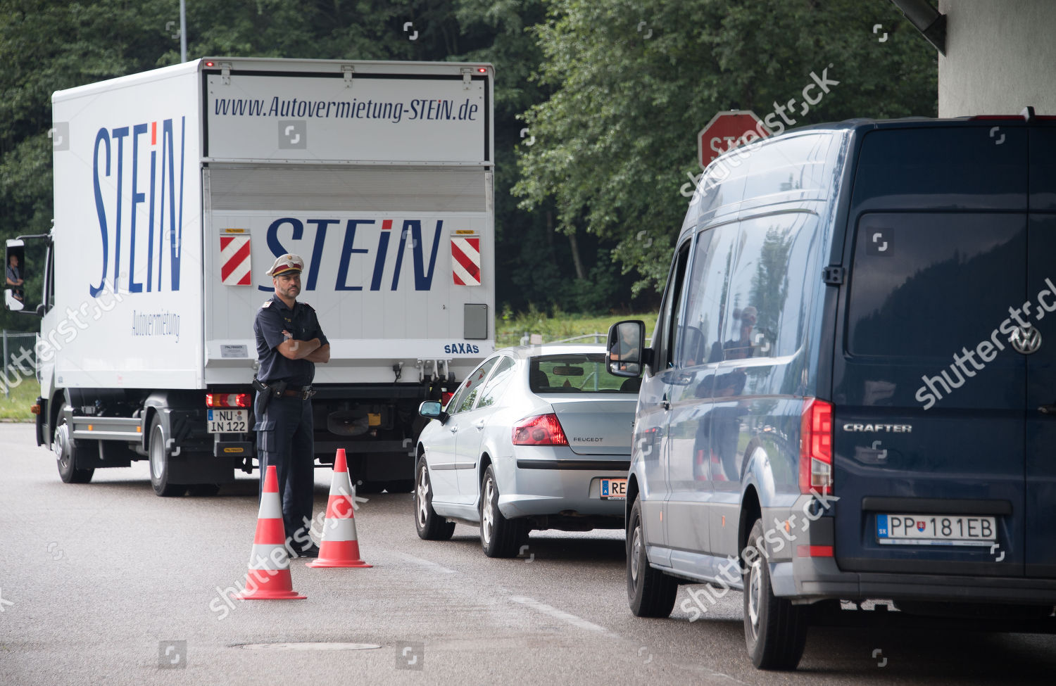 Border Police Check Cars Control Station Editorial Stock Photo - Stock ...