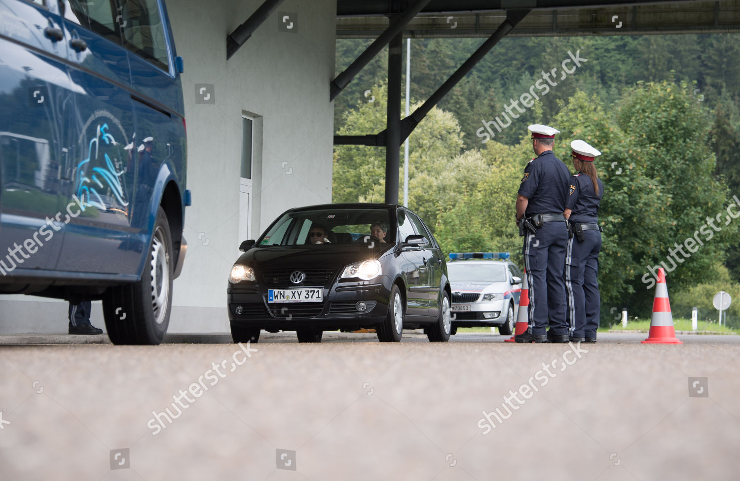 Border Police Check Cars Control Station Editorial Stock Photo - Stock ...