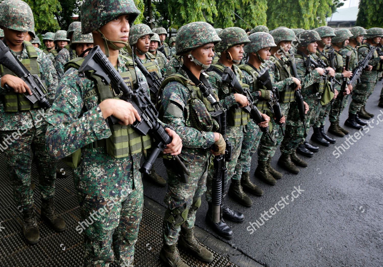 Filipino Soldiers Gather Inside Camp Aguinaldo Editorial Stock Photo ...