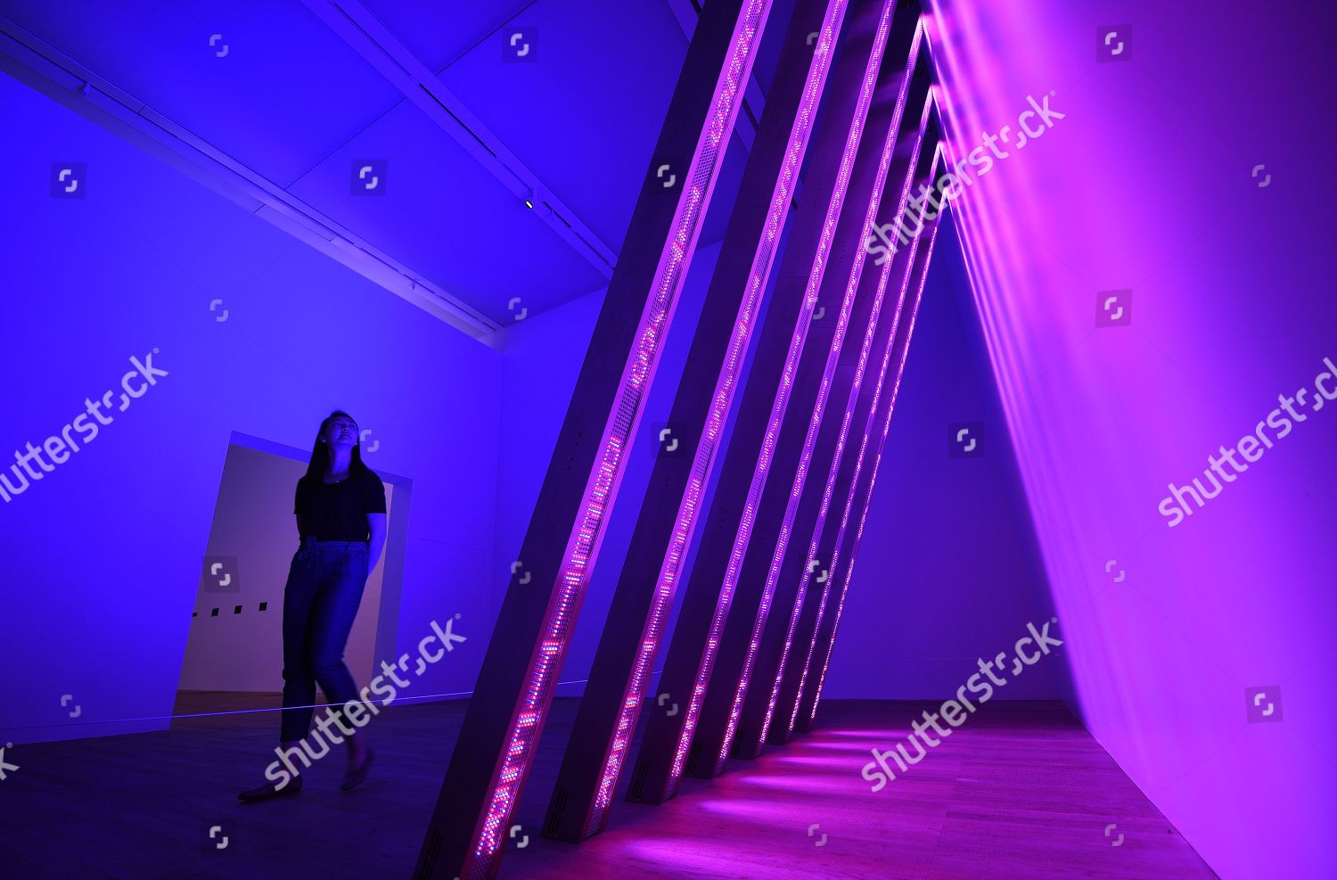 TATE MODERN STAFF LOOKS OVER INSTALLATION Editorial Stock Photo - Stock ...