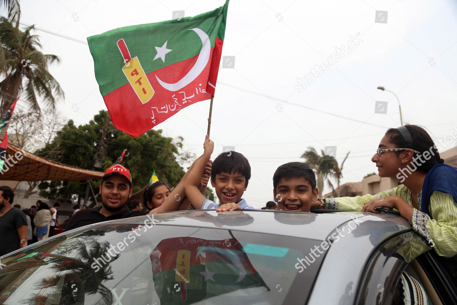 Supporters Pakistan Tehrikeinsaf Pti Party Arrive Editorial Stock Photo ...