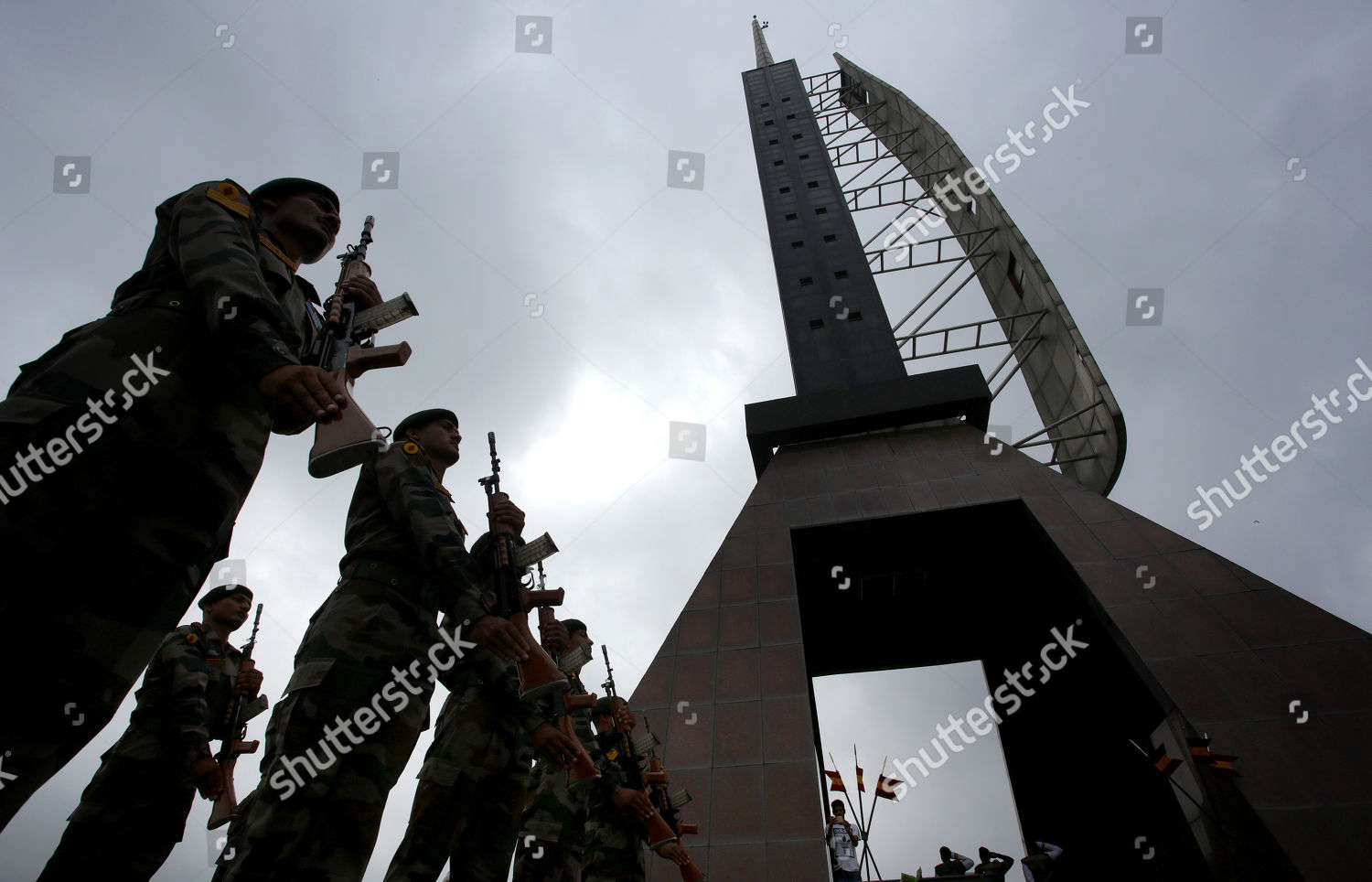 Indian Army Soldiers Pay Tribute Martyrs Editorial Stock Photo - Stock ...