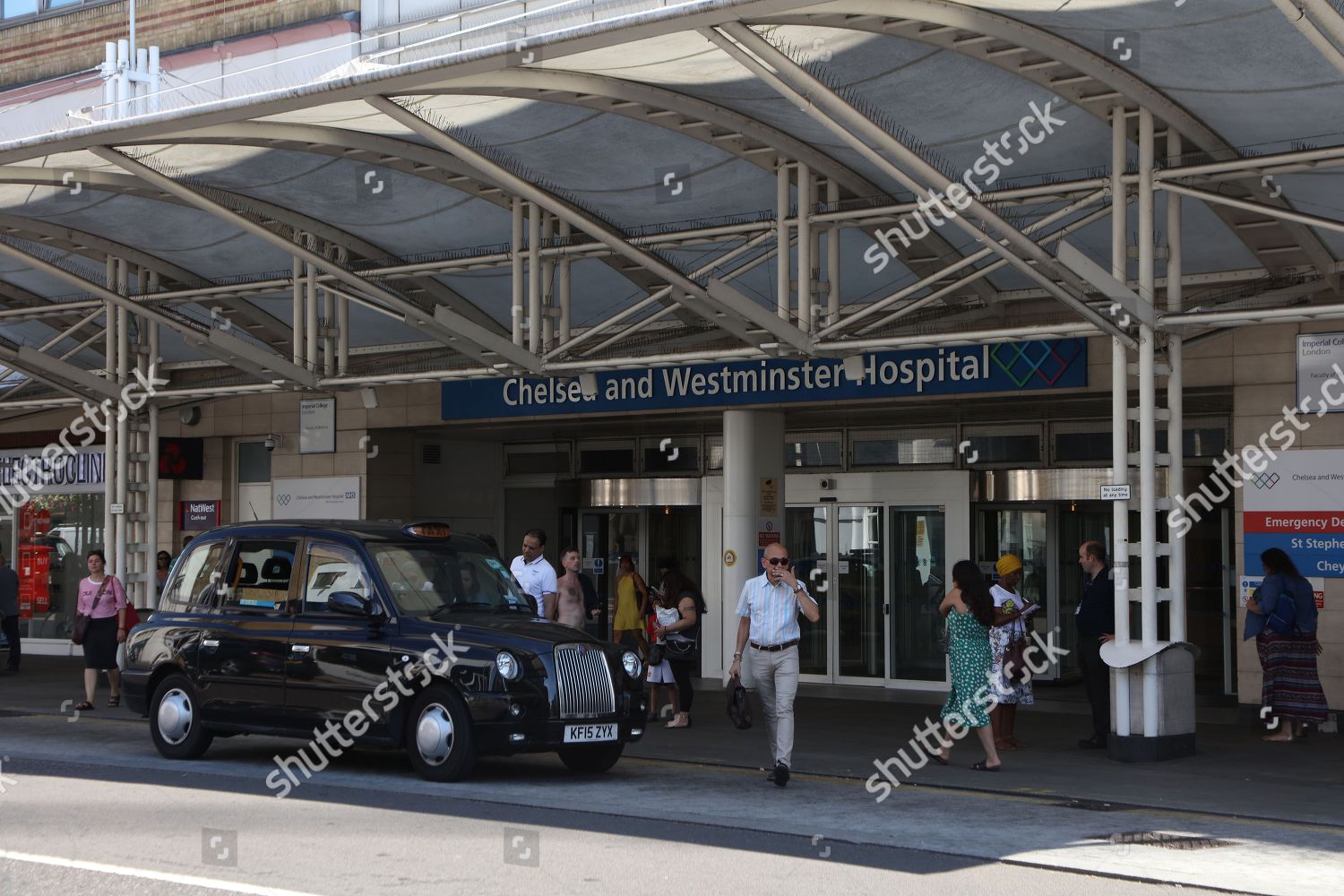 Chelsea Westminster Hospital Main Entrance Chelsea Editorial Stock ...