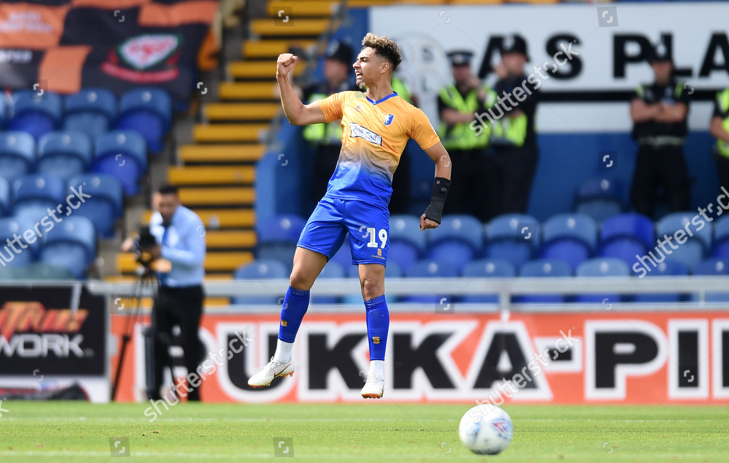 Tyler Walker 19 Mansfield Town Celebrates Editorial Stock Photo - Stock ...