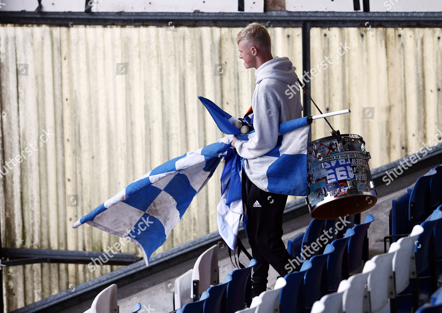 Oldham Athletic Fan Arrives Ahead Game Editorial Stock Photo - Stock ...