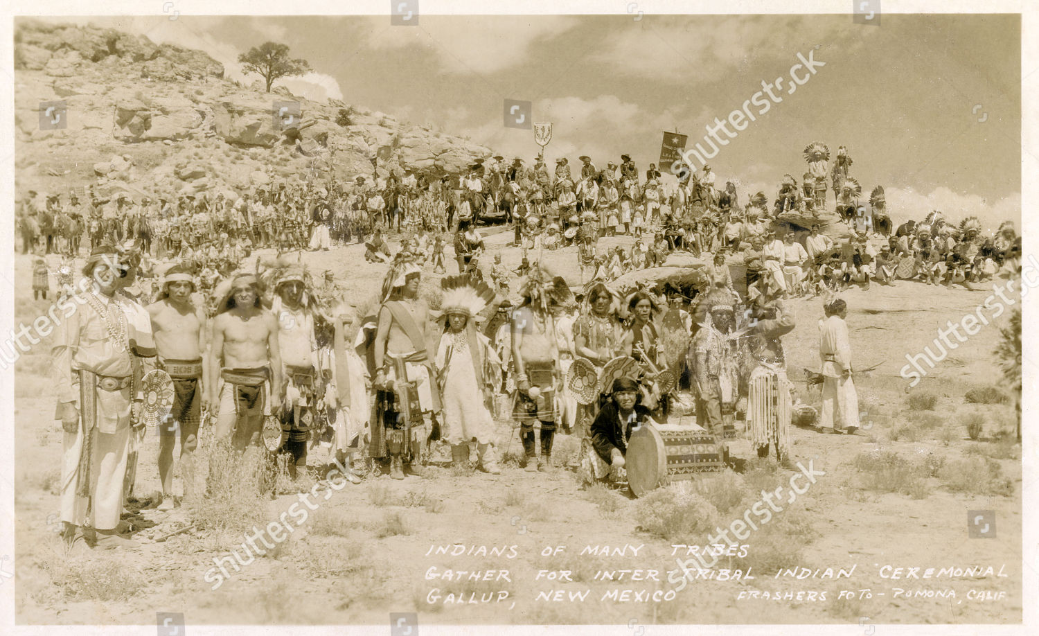 Native Indians Many Tribes Gathering Intertribal - Foto de stock de ...