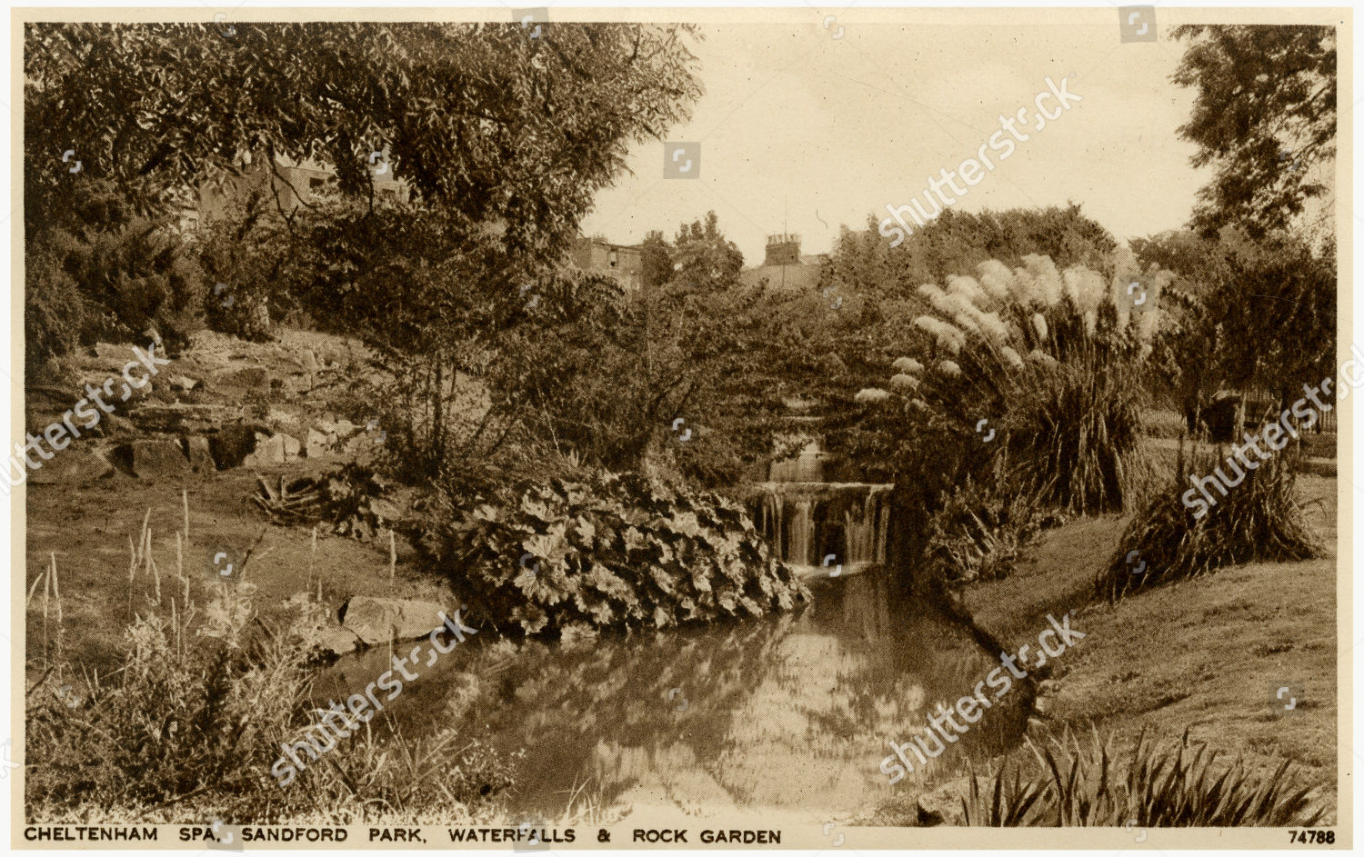 Cheltenham Gloucestershire Sandford Park Waterfalls Rock Editorial ...