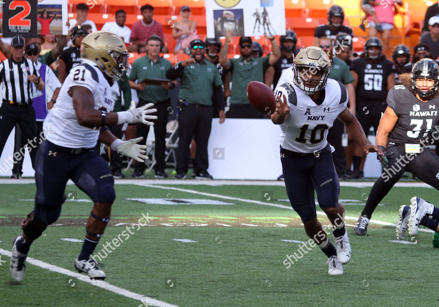 Navy Midshipmen Quarterback Malcolm Perry 10 Editorial Stock Photo ...