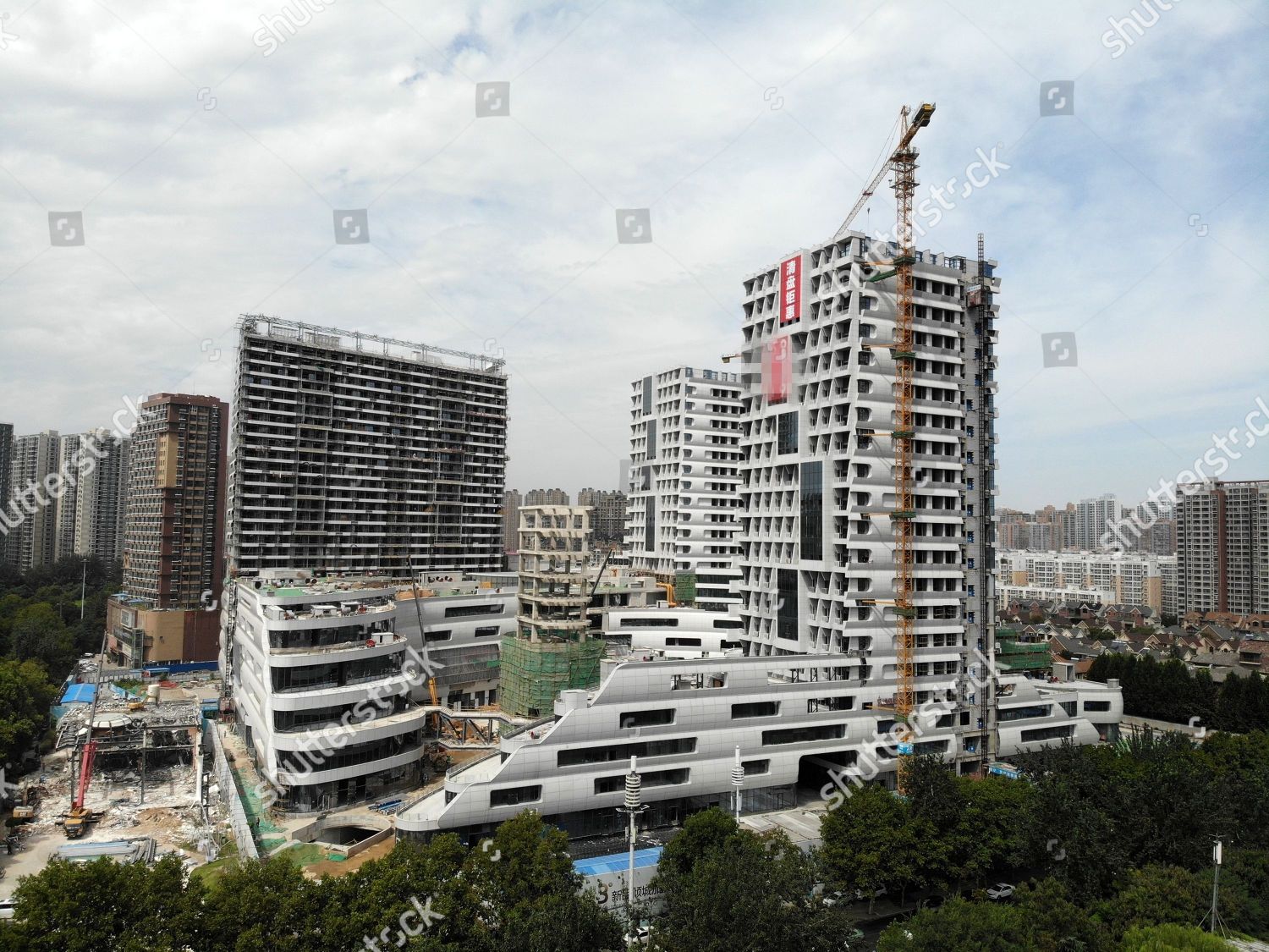 Cruise Ship Shaped Building Under Construction Editorial Stock Photo ...