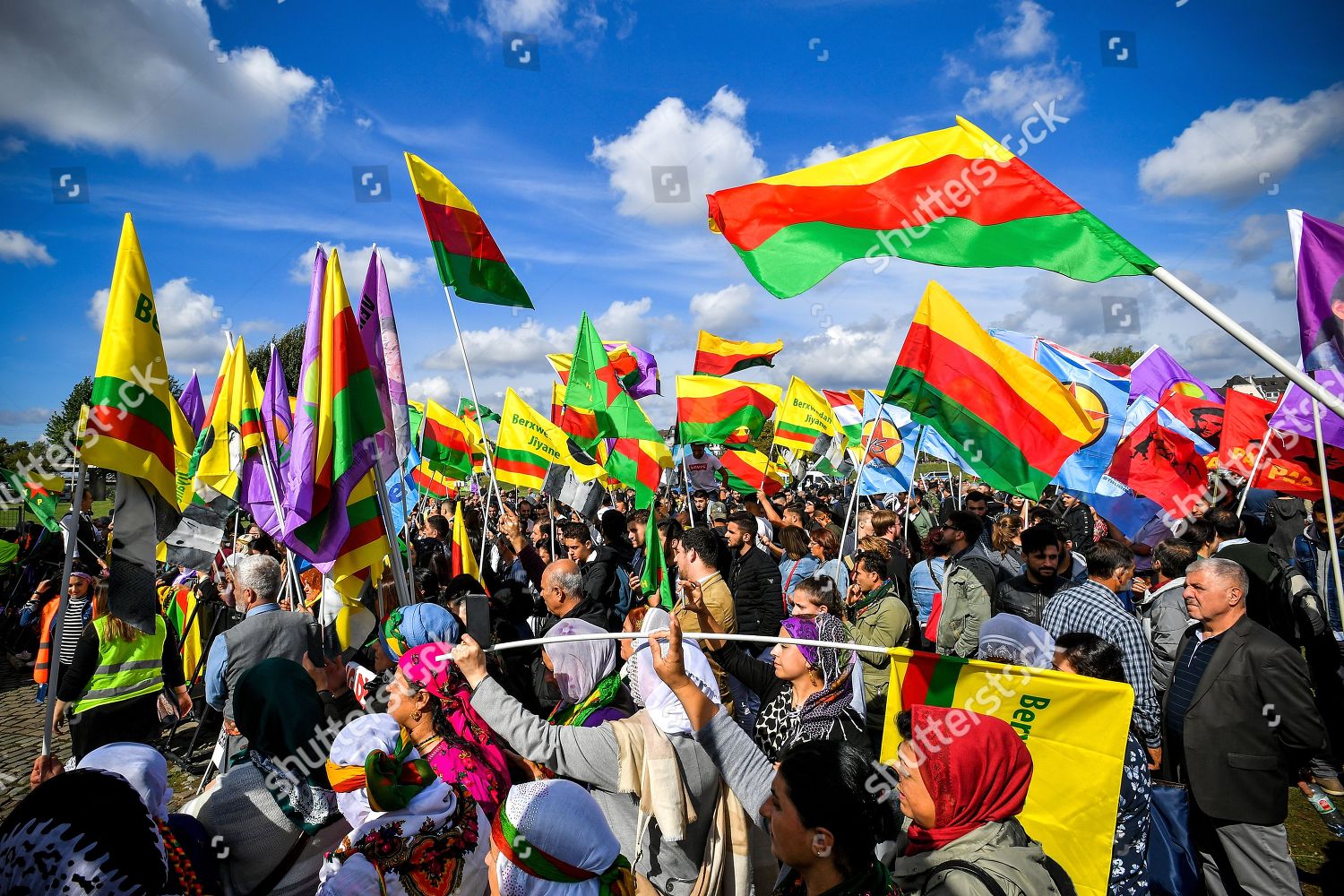 Kurdish Activists Show Flags Shout Slogans Editorial Stock Photo ...