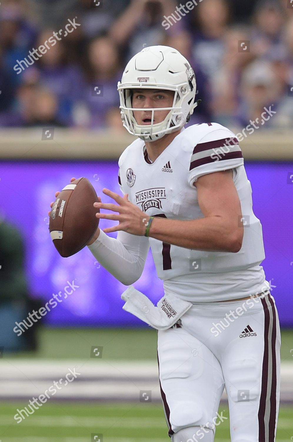 Mississippi State Bulldogs Quarterback Nick Fitzgerald Editorial Stock ...