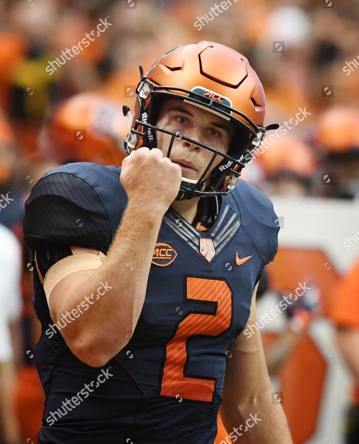 Syracuse Quarterback Eric Dungey 2 Reacts Editorial Stock Photo - Stock ...