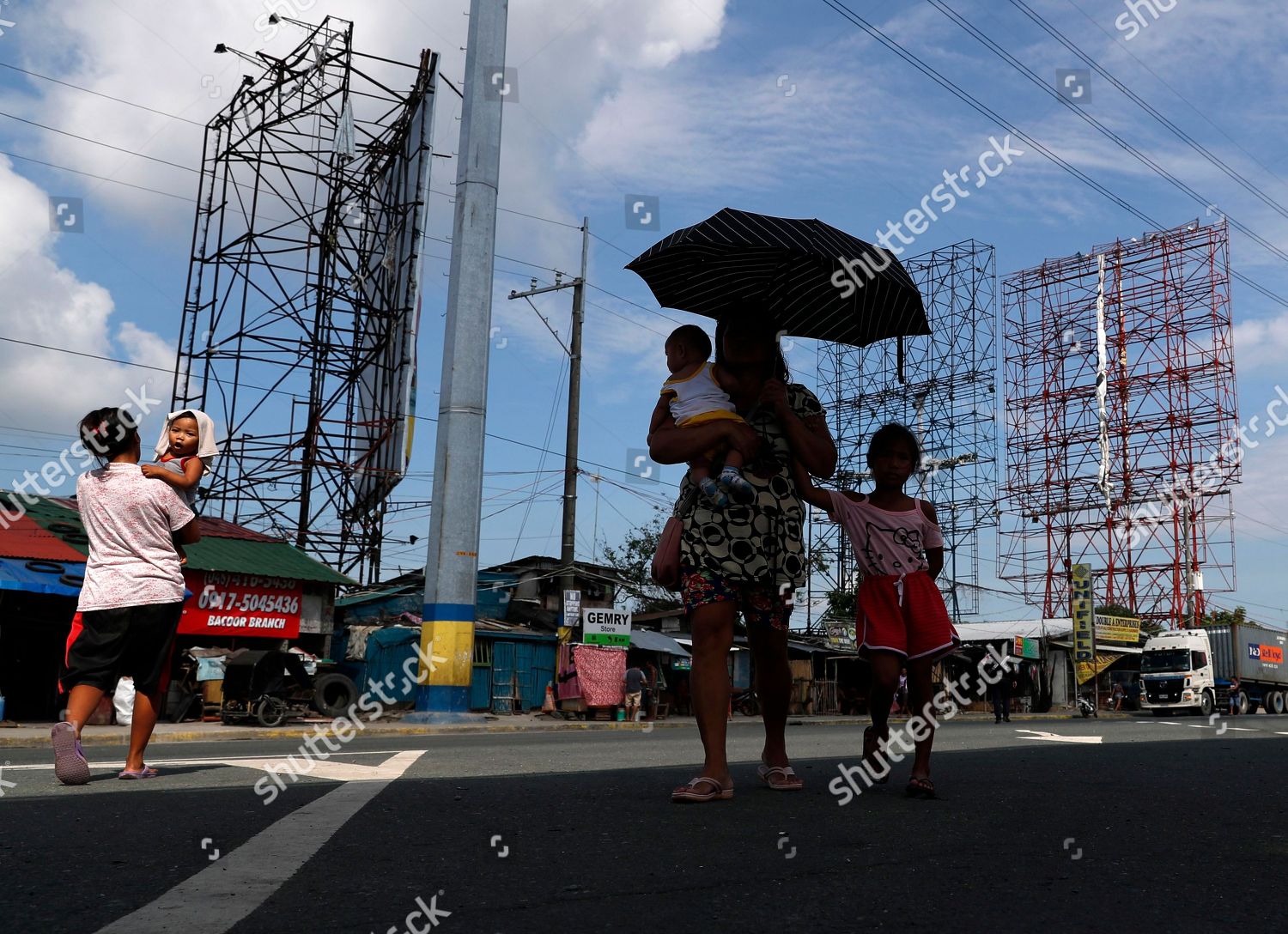 Filipino Resident Walk Next Dismantled Billboards Editorial Stock Photo ...