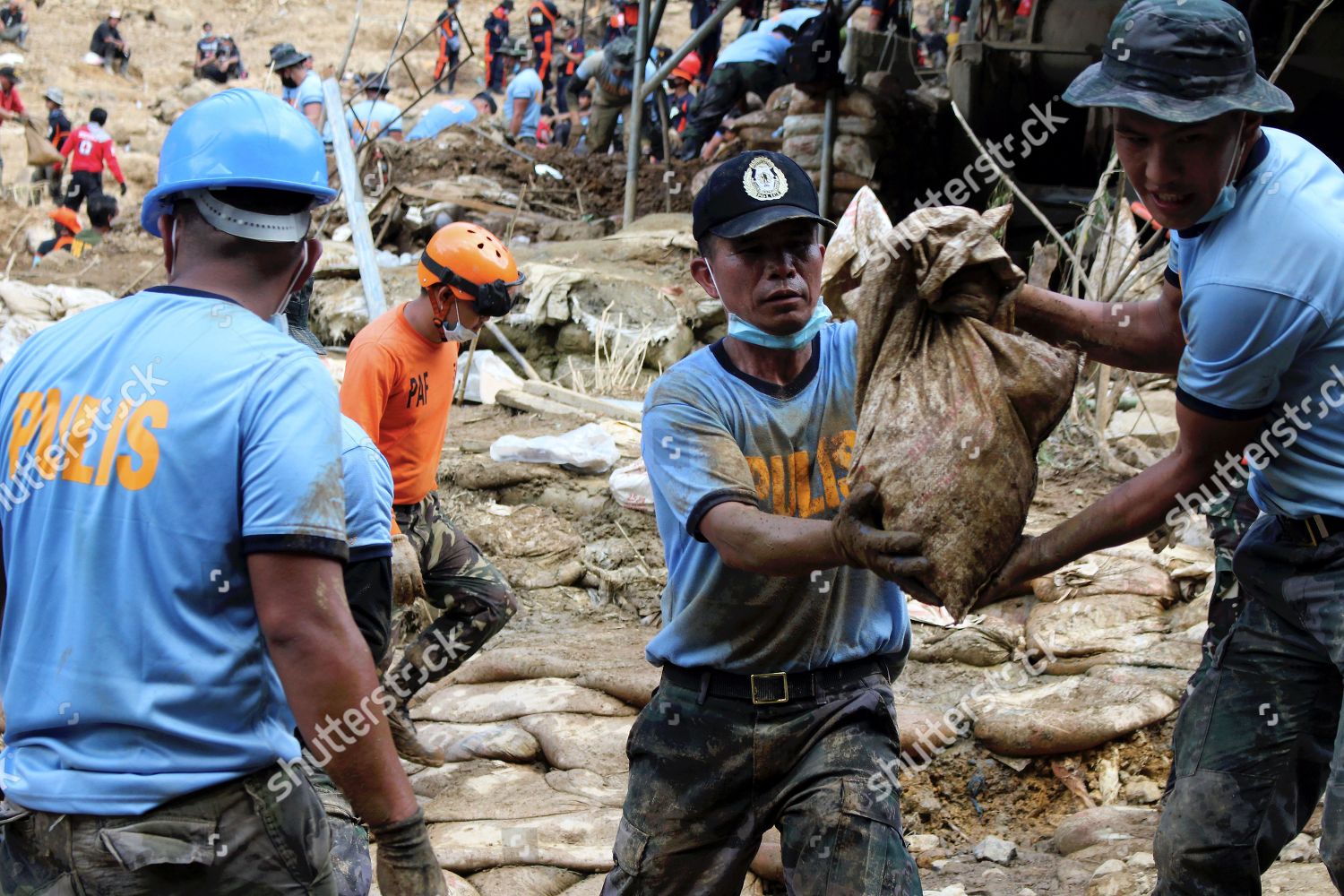 People Continue Work During Rescue Retrieval Editorial Stock Photo ...