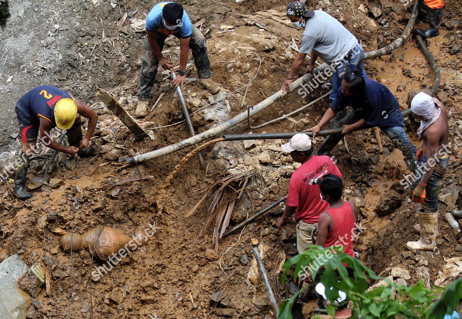 People Continue Work During Rescue Retrieval Editorial Stock Photo ...