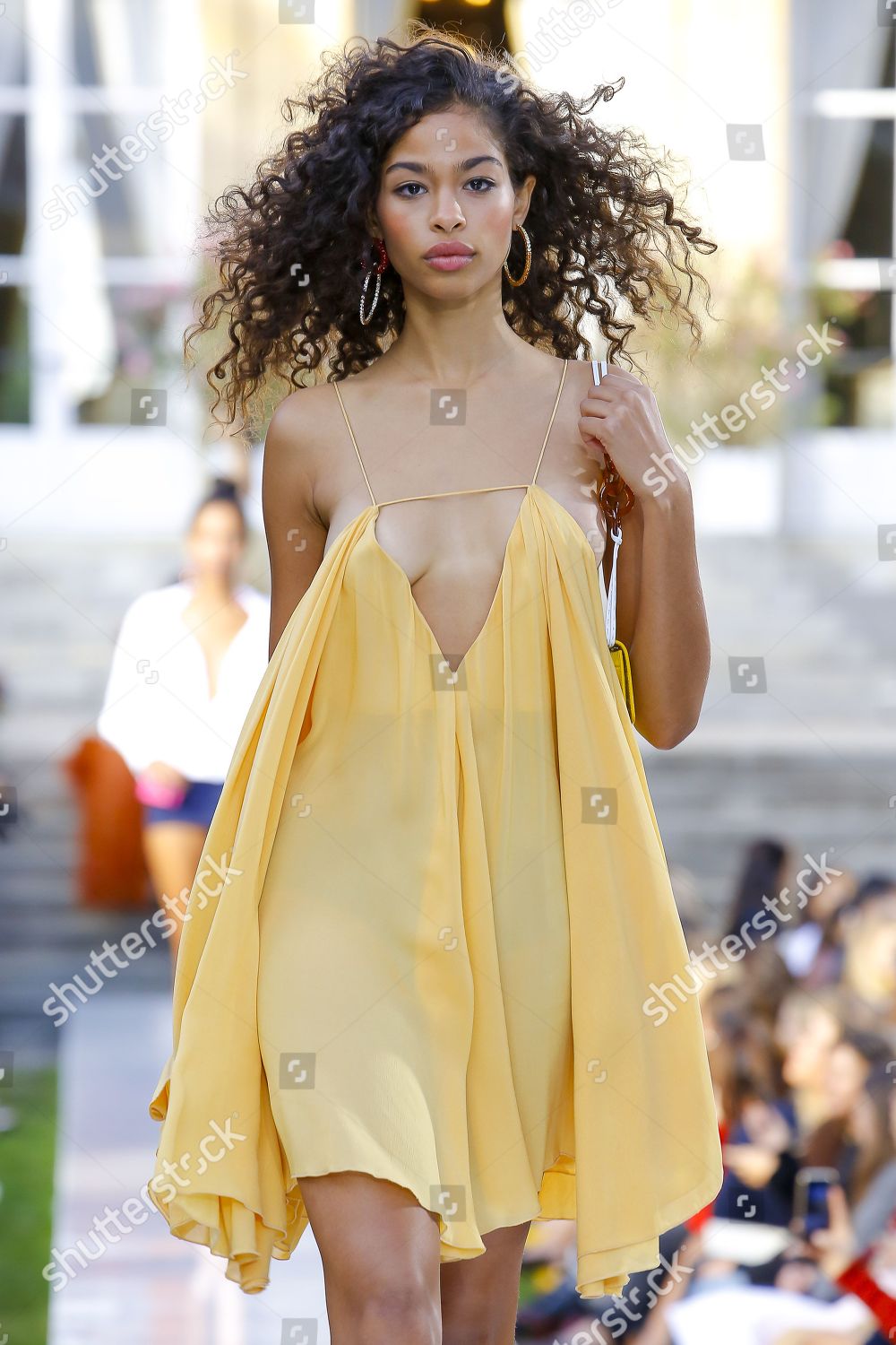 Zoe Thaets On Catwalk Editorial Stock Photo - Stock Image | Shutterstock