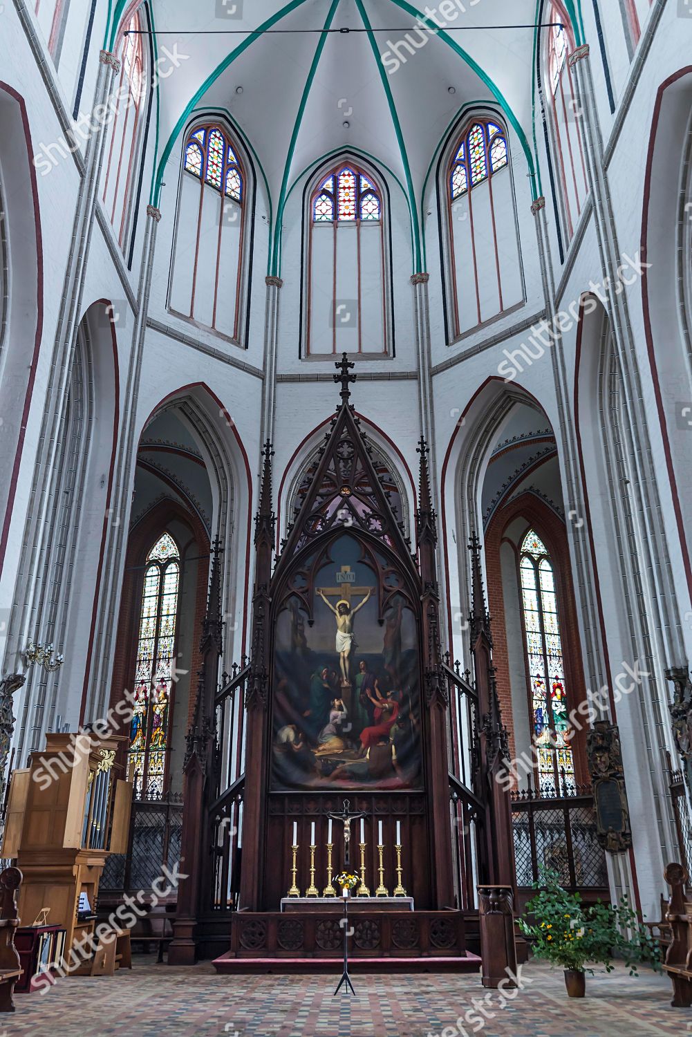 Neogothic Crucifixion Altar By Gaston Lenthe Redaktionelles Stockfoto ...