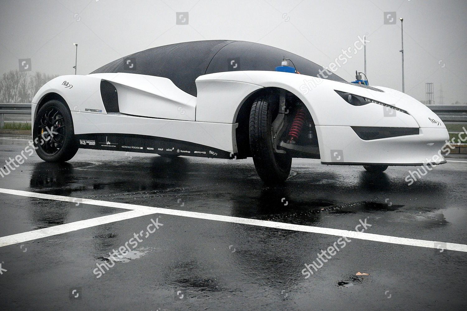 Exterior View Autonomously Driving Car Speede Editorial Stock Photo ...