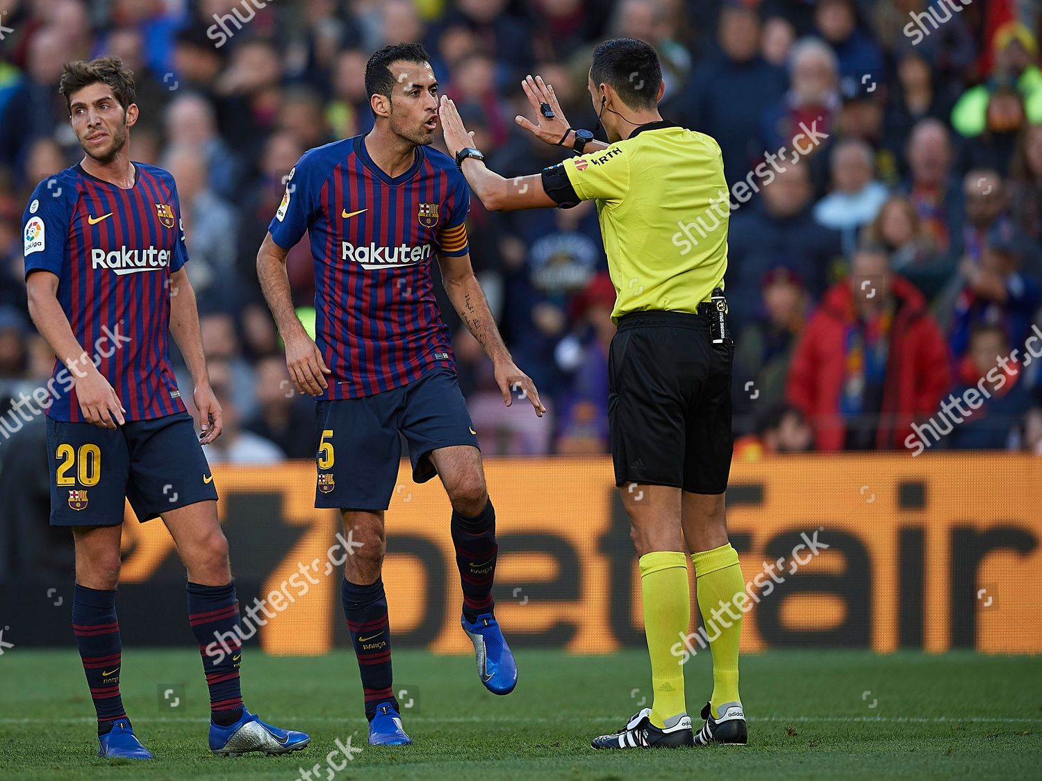 Sergio Busquets Fc Barcelona Protest Referee Editorial Stock Photo ...