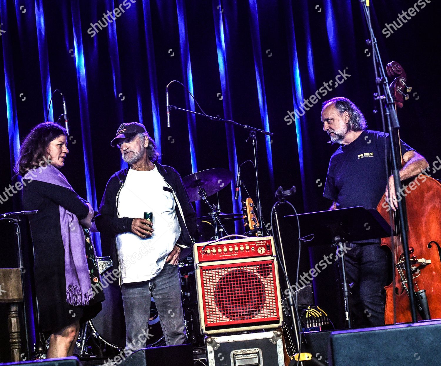 Singersongwriters Michelle White Donnie Fritts Bassist Editorial Stock ...