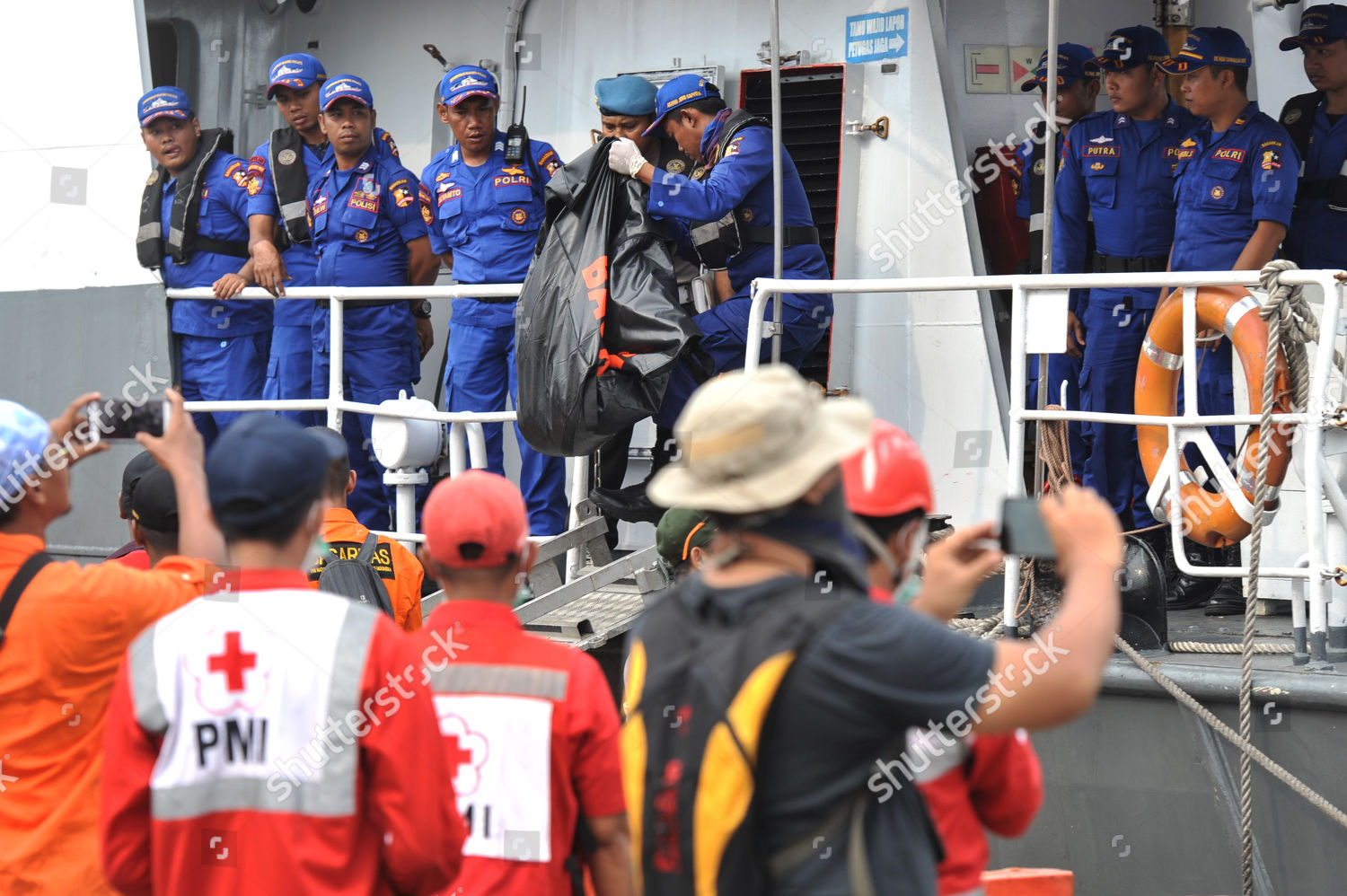 Indonesian Search Rescue Sar Members Carry Editorial Stock Photo ...