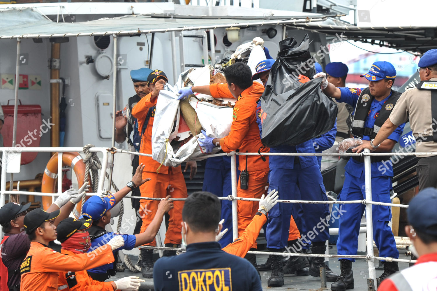 Indonesian Search Rescue Sar Members Carry Editorial Stock Photo ...