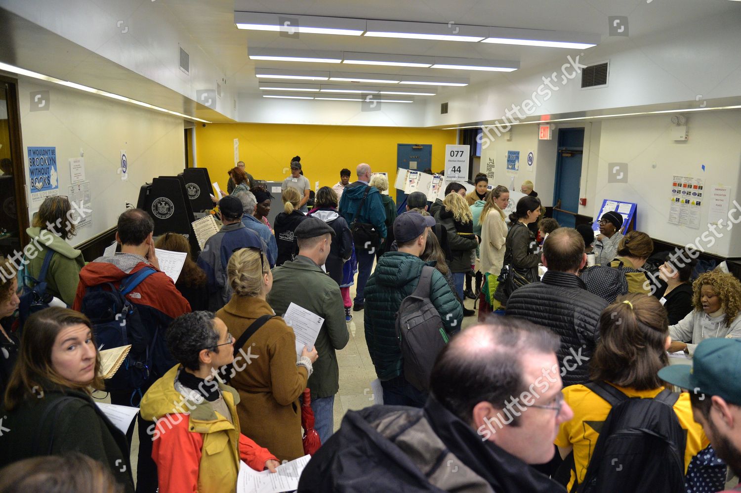 People Voting Brooklyn Public Library Park Editorial Stock Photo ...