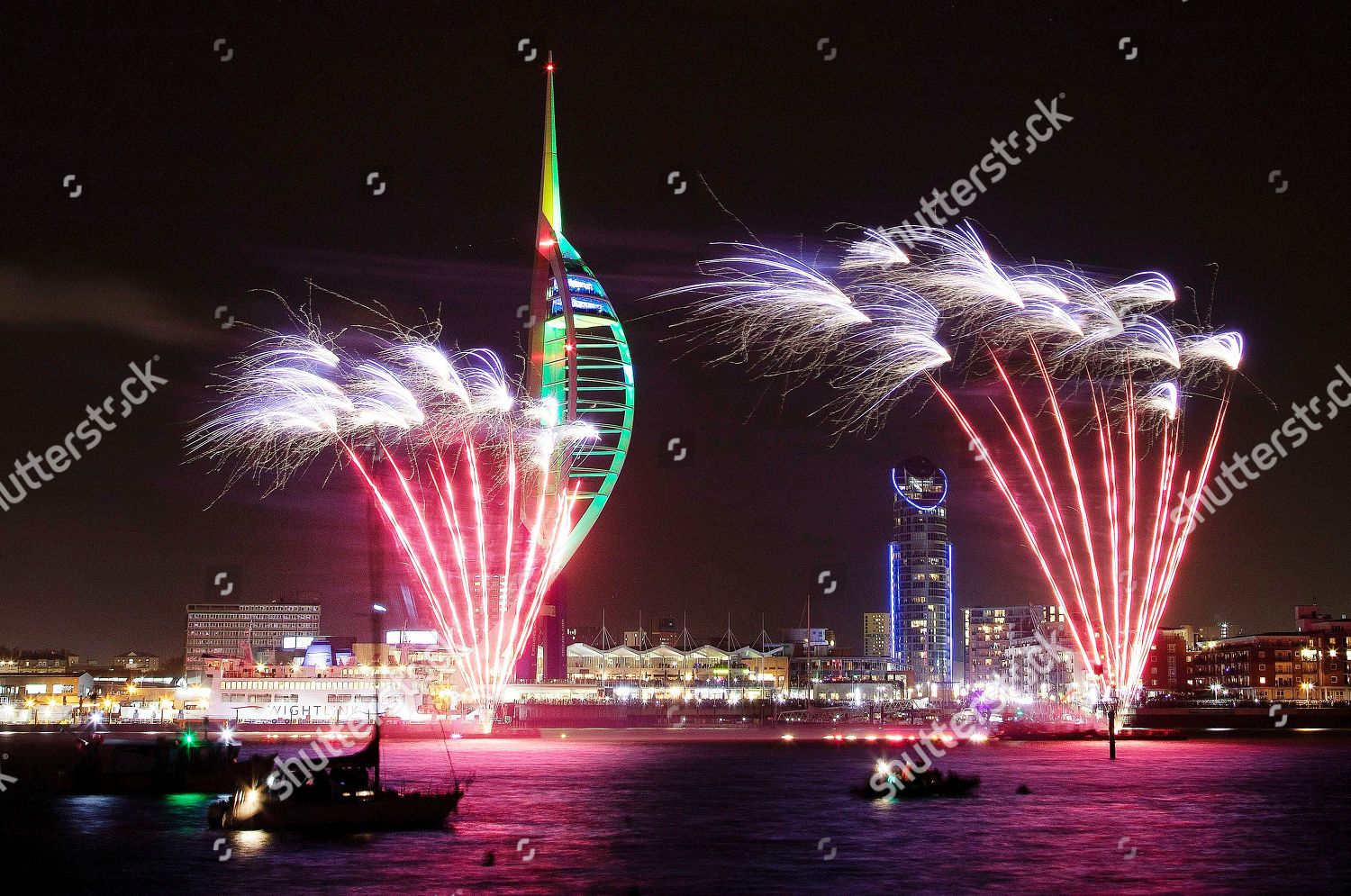 Annual Gunwharf Quays Extravaganza Fireworks Display Editorial Stock ...