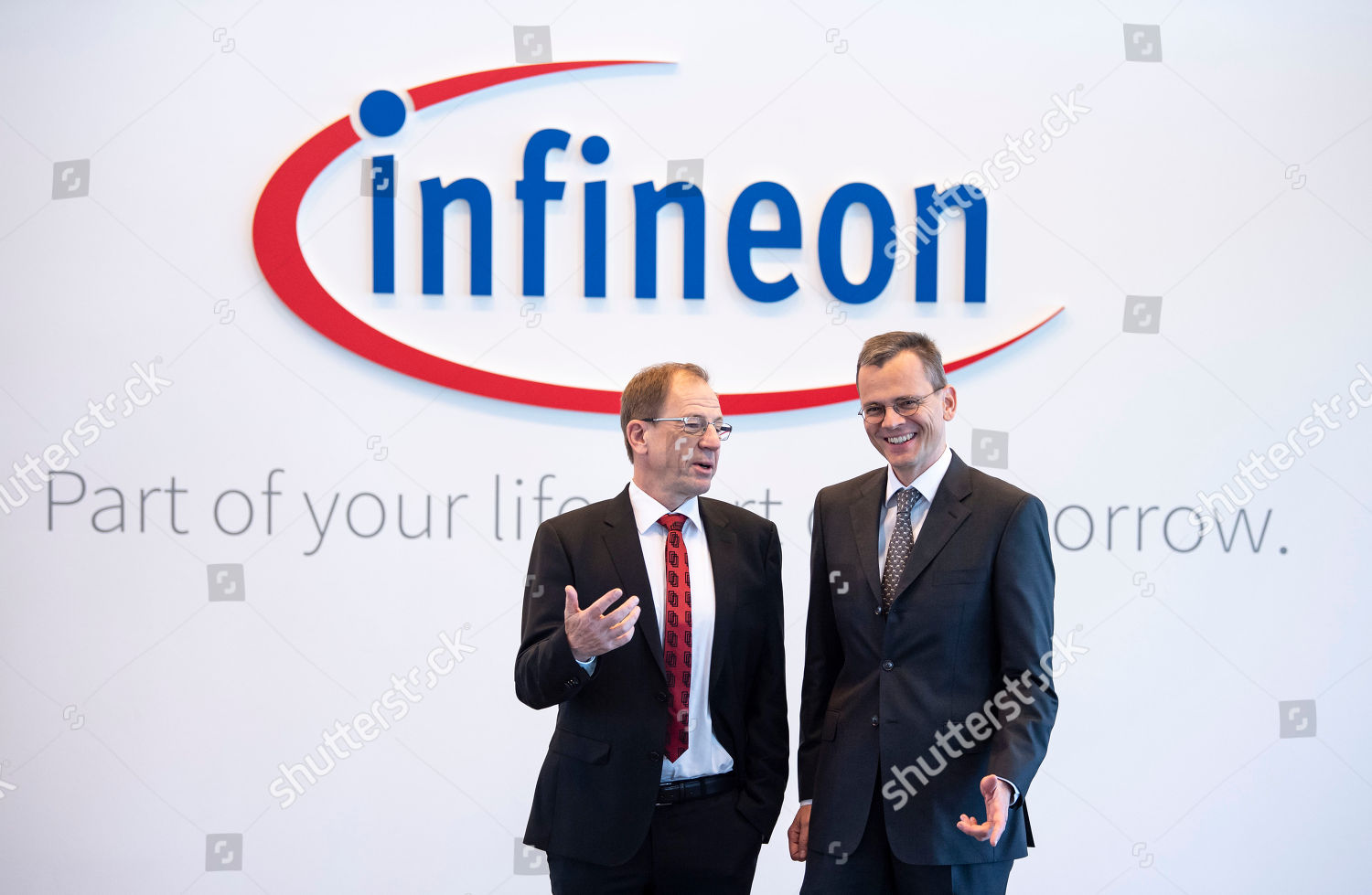 Infineon Ceo Reinhard Ploss L Cfo Editorial Stock Photo - Stock Image ...