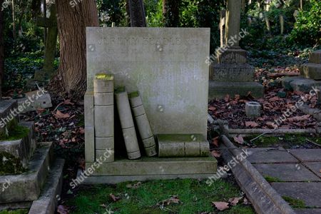 Jeremy Beadle Stock Pictures, Editorial Images and Stock Photos | Shutterstock